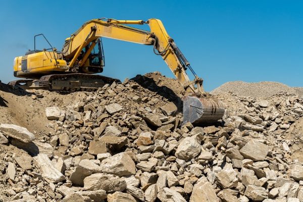 How Does a Rock Screener Work? Training Guide