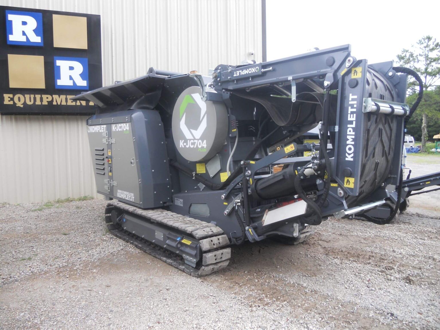 R.R. Equipment Offers Komplet Crushers, Screens, Shredders